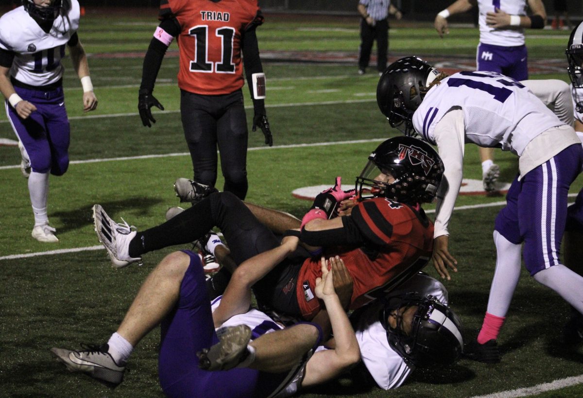 Triad football clinches playoff berth at 6-0 – The Troy Times Tribune